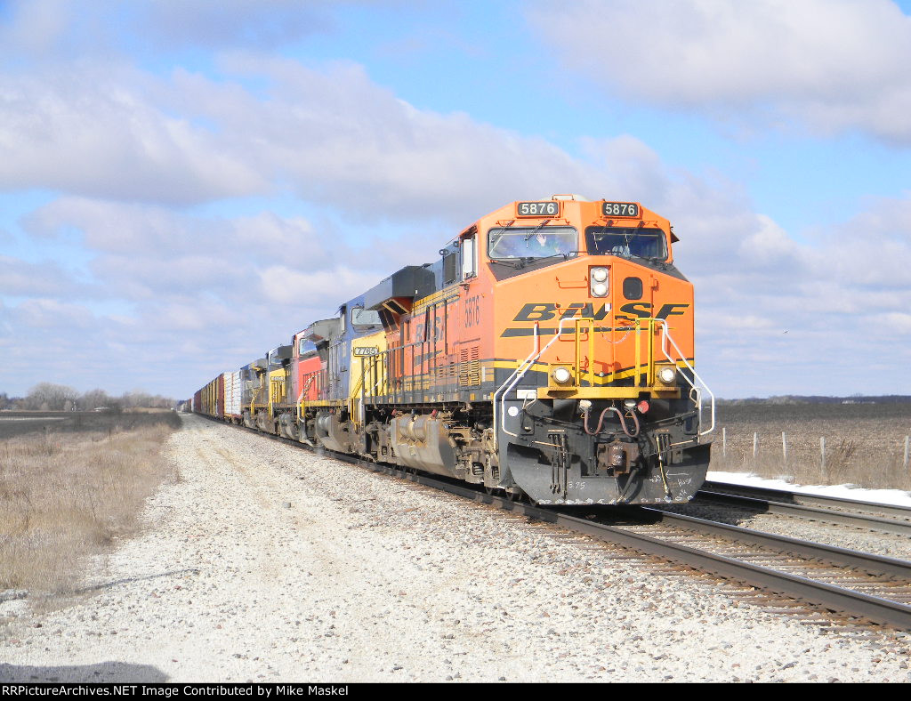 BNSF 5876